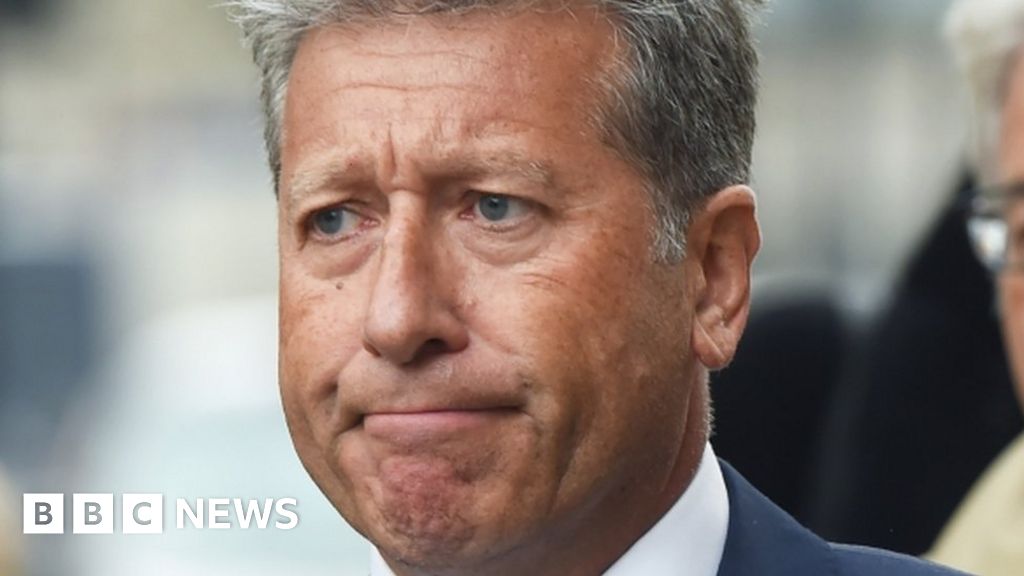 DJ Neil Fox trial: Colleague 'lost job' after complaint - BBC News