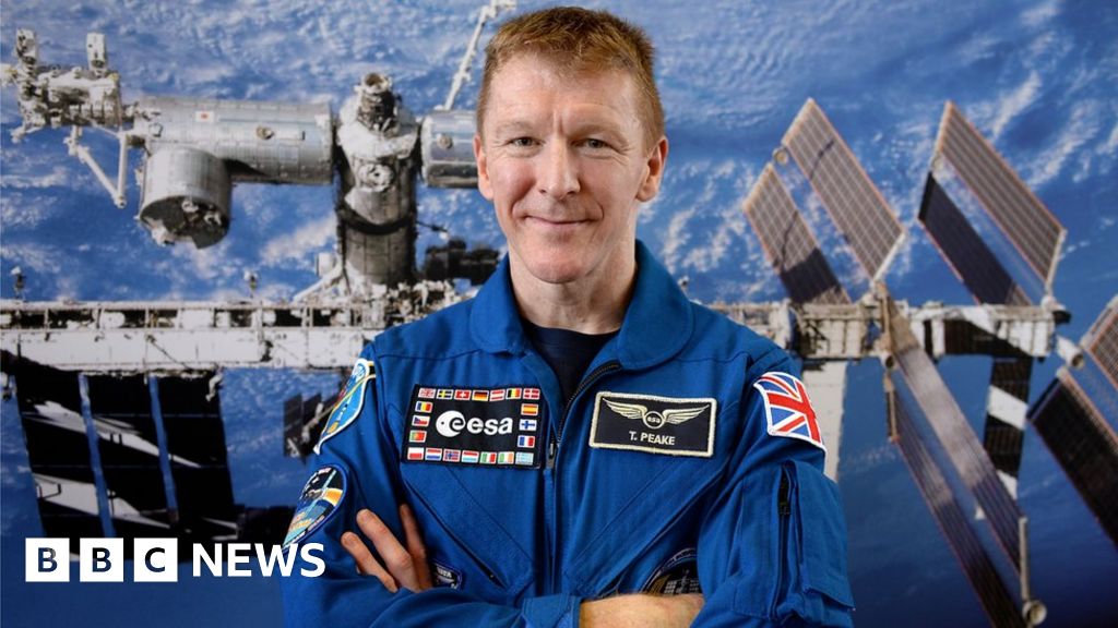 Astronaut Tim Peake to show 'how far science takes you' - BBC News