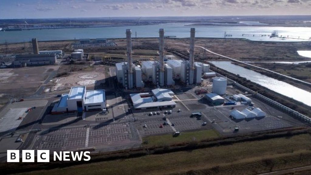Kent: Isle of Grain power plant launches carbon capture project - BBC News