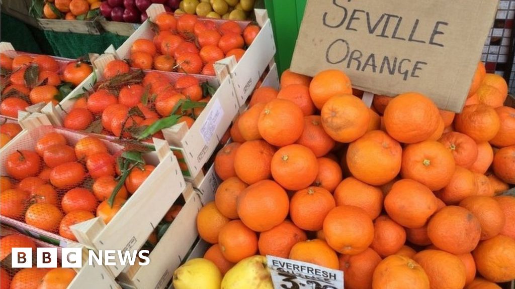 Brexit: Warning of rising food bills and disruption to supplies