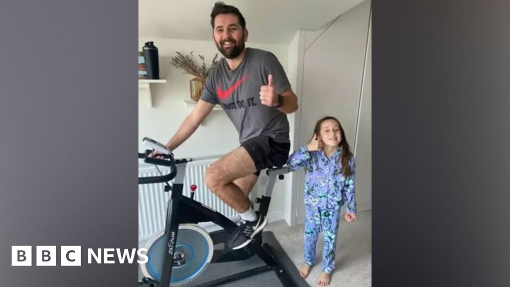Dad from County Durham completes kidney cycle challenge - BBC News