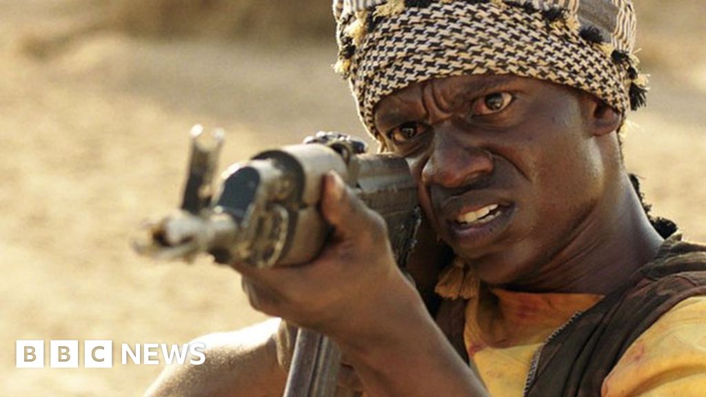 Kenyan film school takes on Hollywood for an Oscar - BBC News