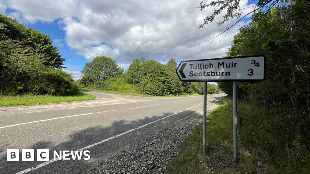 Woman, 29, dies in single-vehicle crash on A9 near Invergordon - BBC News