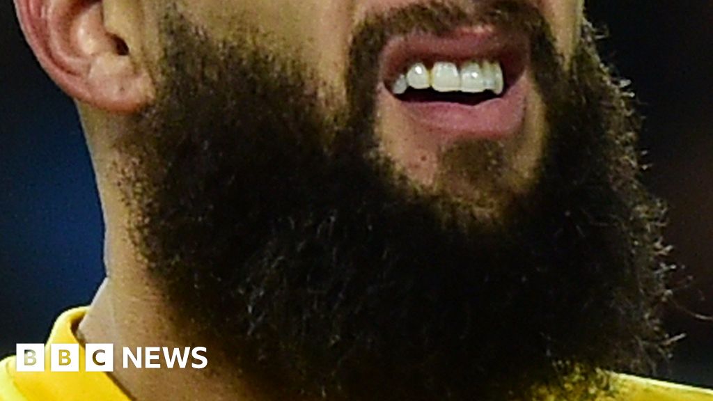 Tajik actors get 'beard permits'