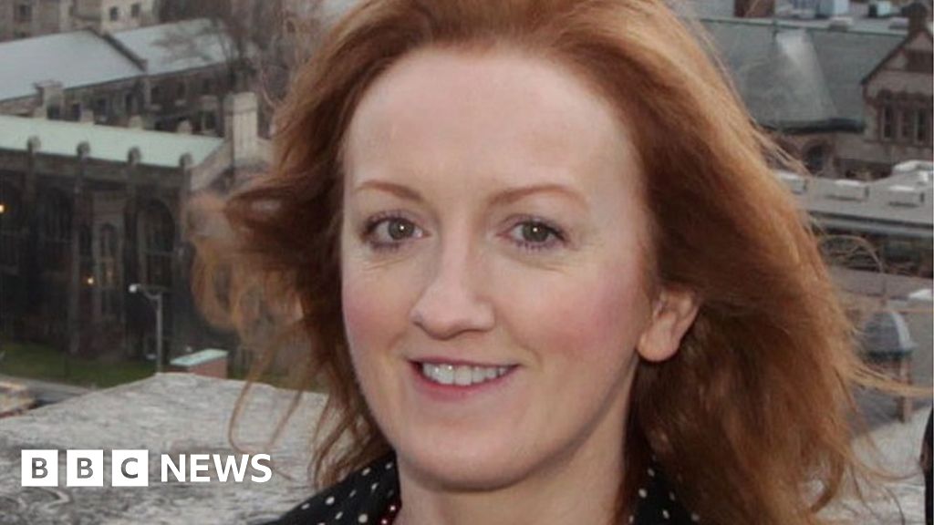 New chief executive appointed for Edinburgh Fringe - BBC News