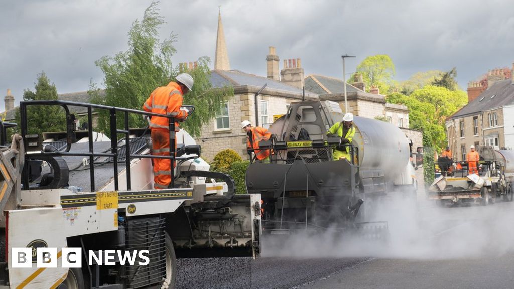 North Yorkshire: HS2 cash to pay for road improvements - BBC News