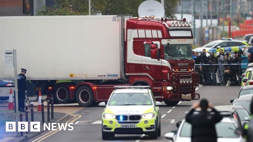 Essex lorry deaths: Post-mortem examinations to start on 39 bodies