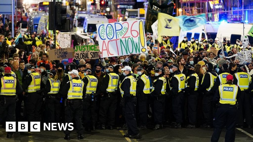 Trainee police officers were deployed during COP26 - BBC News