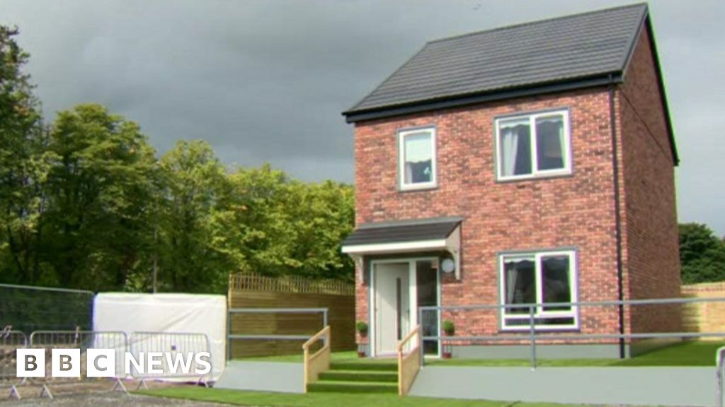 Factory-made homes help tackle N Ireland housing shortage - BBC News