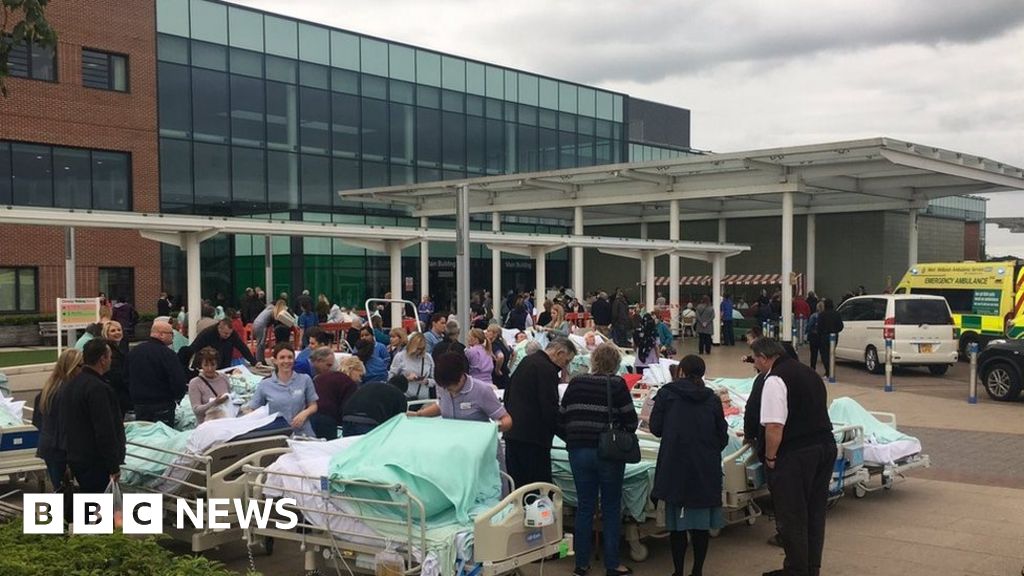Patients Evacuated In Beds During Fire At Royal Stoke Hospital Bbc News