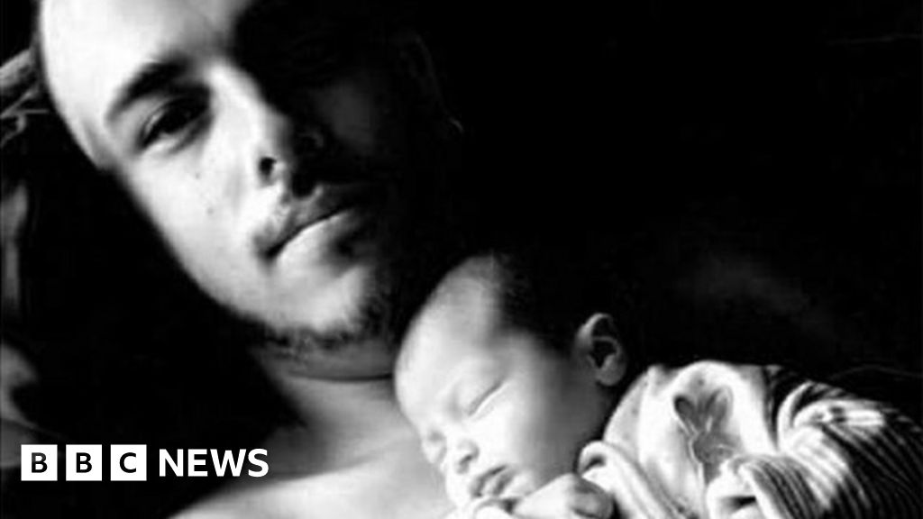 Mother in appeal after Carl Radmore hit-and-run death - BBC News