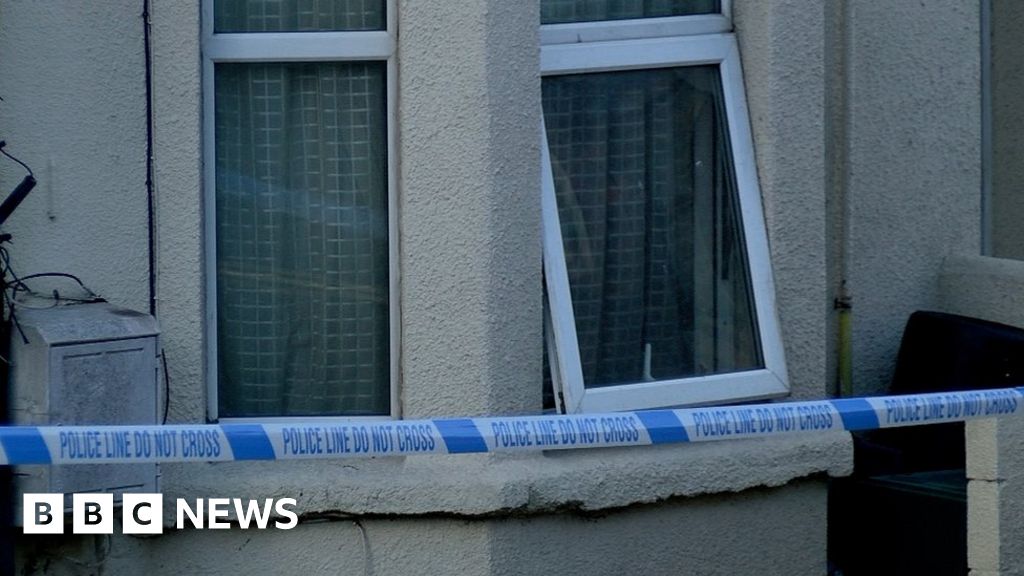 Gillingham murder charge: Benjamin Bowler due before magistrates - BBC News