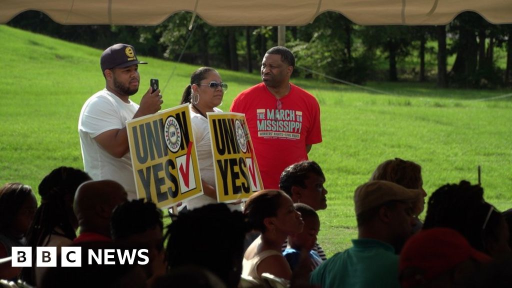 The racially-charged fight for a union - BBC News