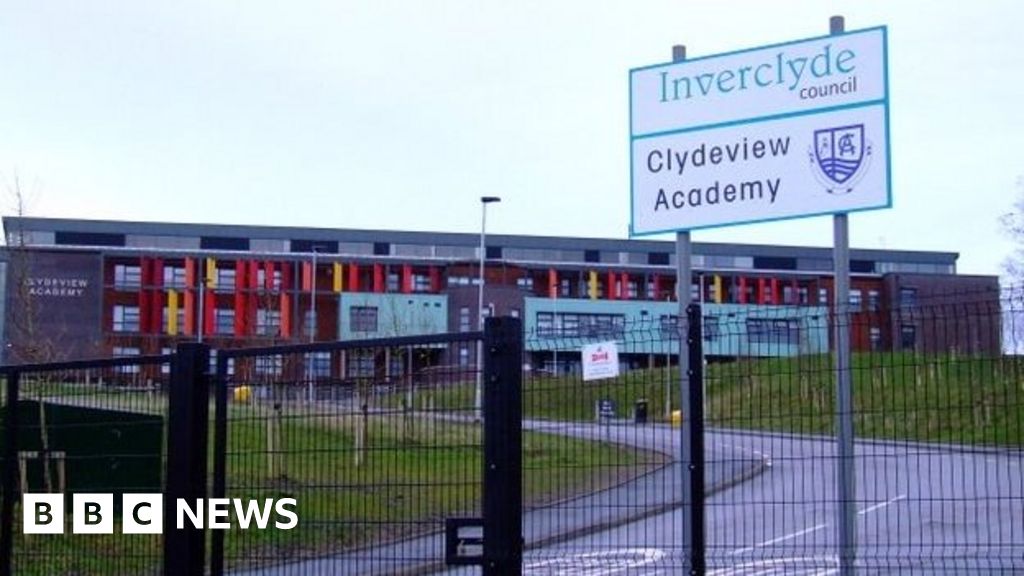Inverclyde schools 'unlikely to close', council says - BBC News