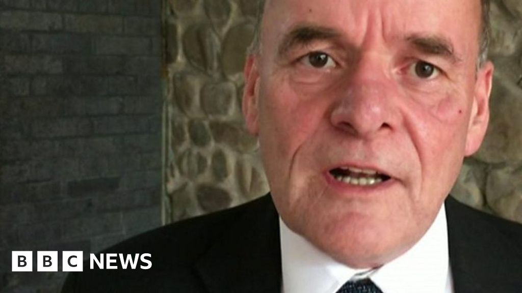 Rhodri Morgan: Vaughan Roderick's view on his career - BBC News