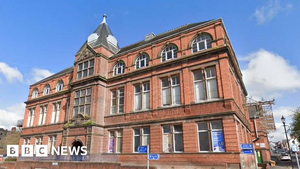 Flats and leisure centre plan for Tunstall Library and Baths - BBC News