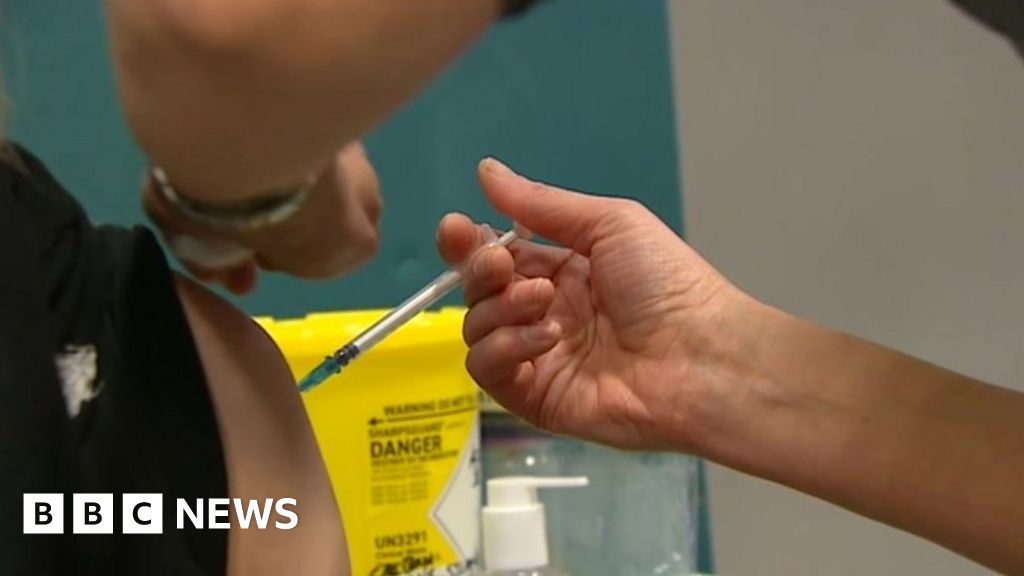 Covid vaccinations breaks weekly record in NHS East region