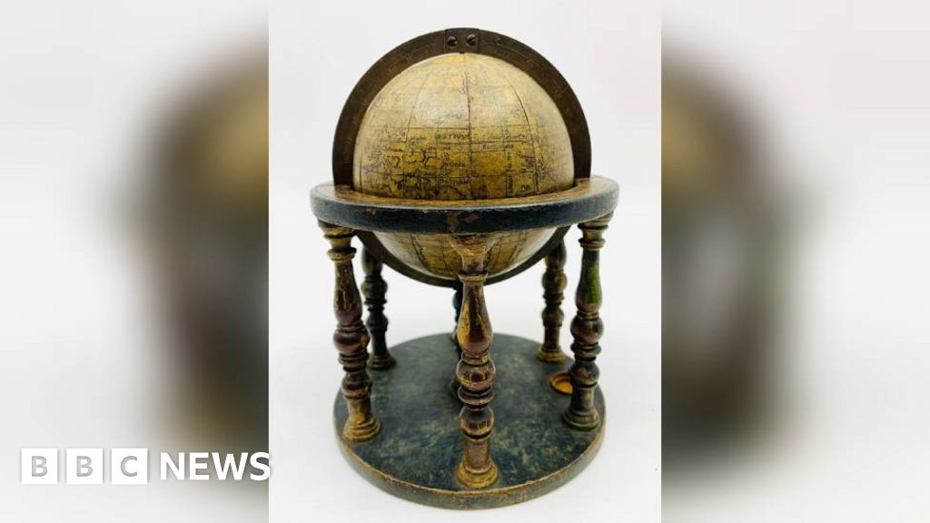 'Priceless' 16th Century globe to be sold at auction - BBC News
