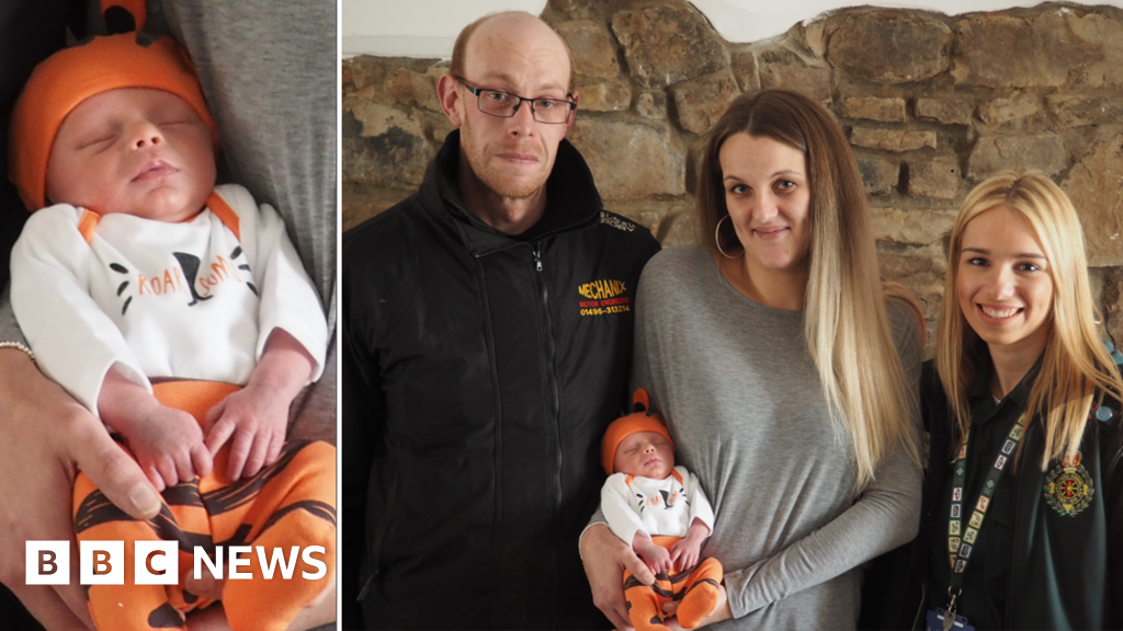 Surprised Rhiannon Oldham gives birth to baby Phillip