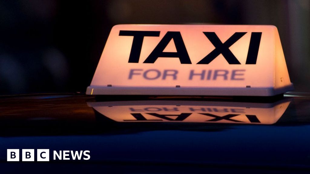 Gwynedd taxi drivers get licences despite spent convictions - BBC News