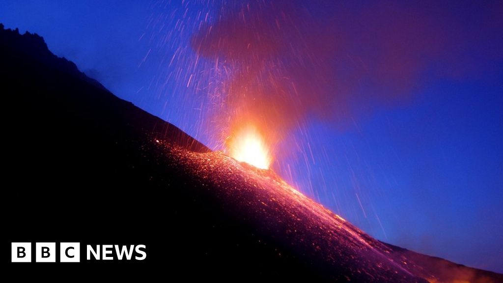 50 years of volcanic eruptions in under under one minute - BBC News