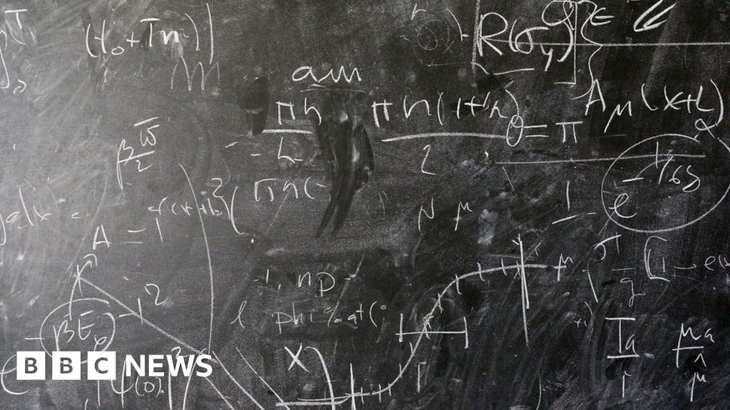 Maths becomes biology's magic number - BBC News