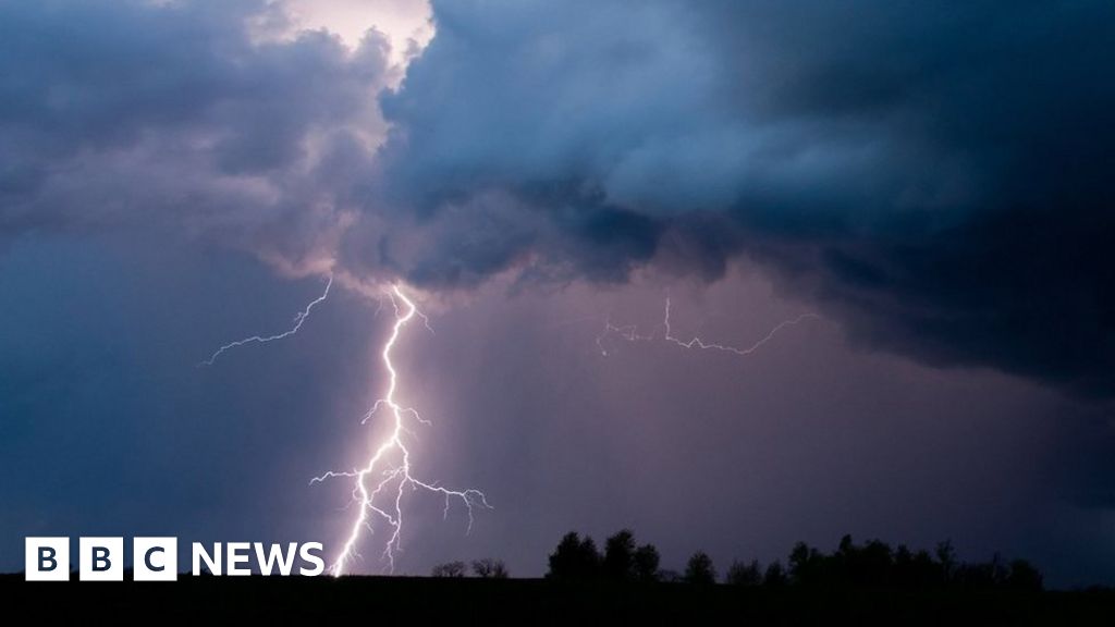 Weather warning: Homes could flood as rain and thunder forecast