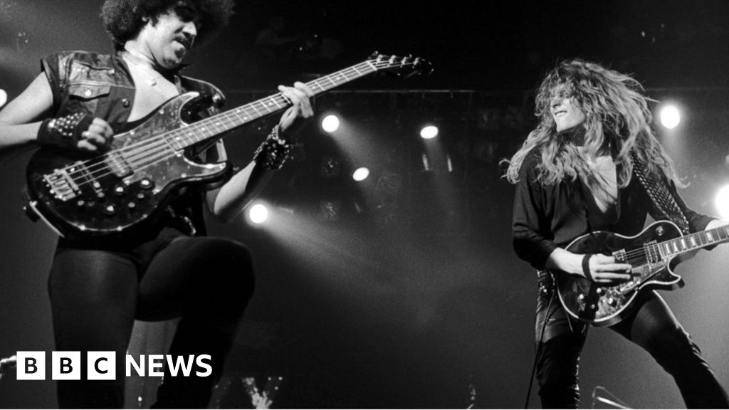 King's Hall concerts from The Beatles to Nirvana - BBC News