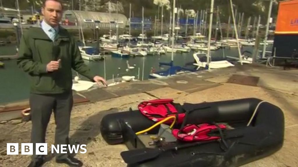 How Iranian men were rescued from dinghy in English Channel - BBC News