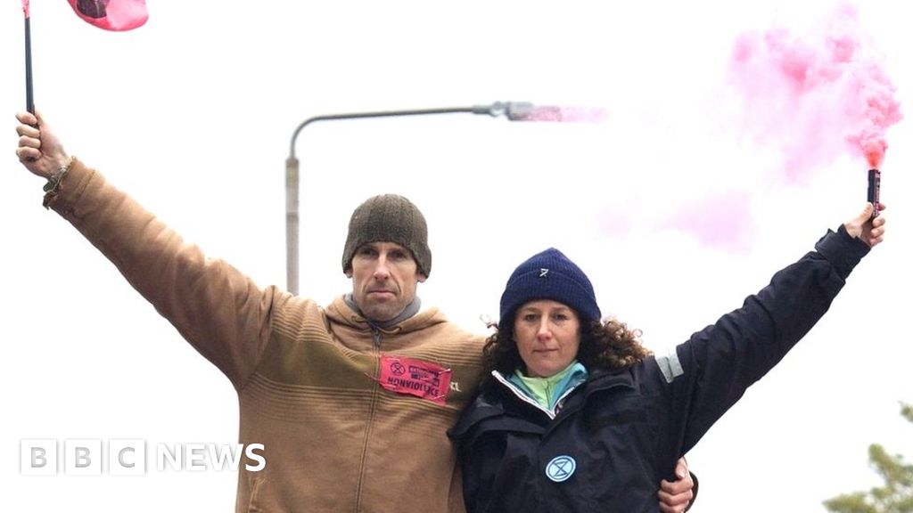 Olympians among protesters blocking Fawley oil refinery