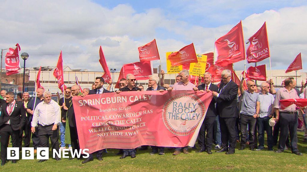 Protest held outside St Rollox depot as it faces closure