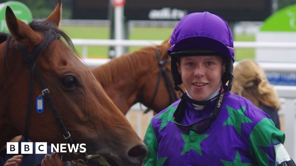 Bereaved family's mental first aid plan for racing yards - BBC News