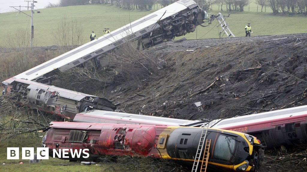 Grayrigg train crash: 'The night that changed our lives' - BBC News