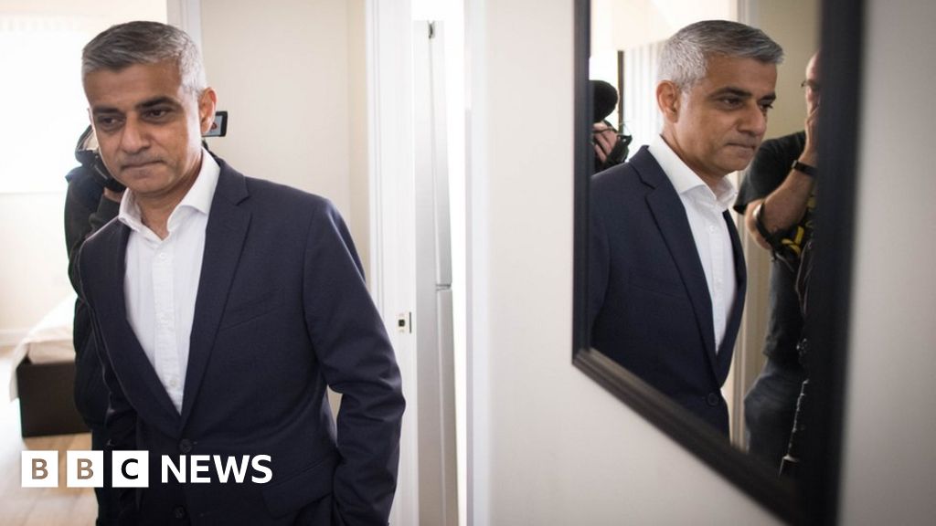 Uber London Mayor Sadiq Khan Backs Talks After Firms Apology Bbc News