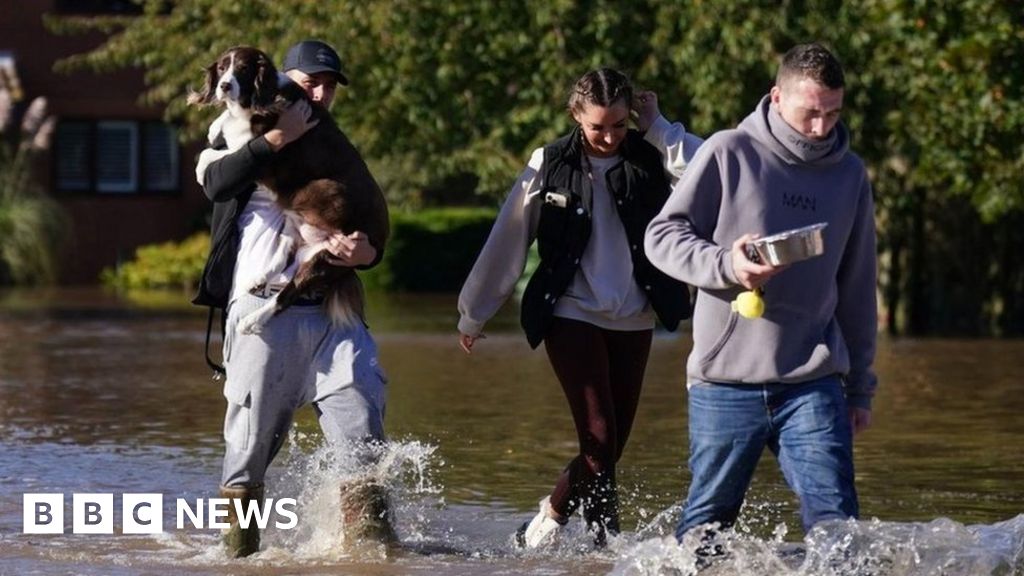 Storm Babet flooding sees severe warnings as hundreds evacuate - BBC News