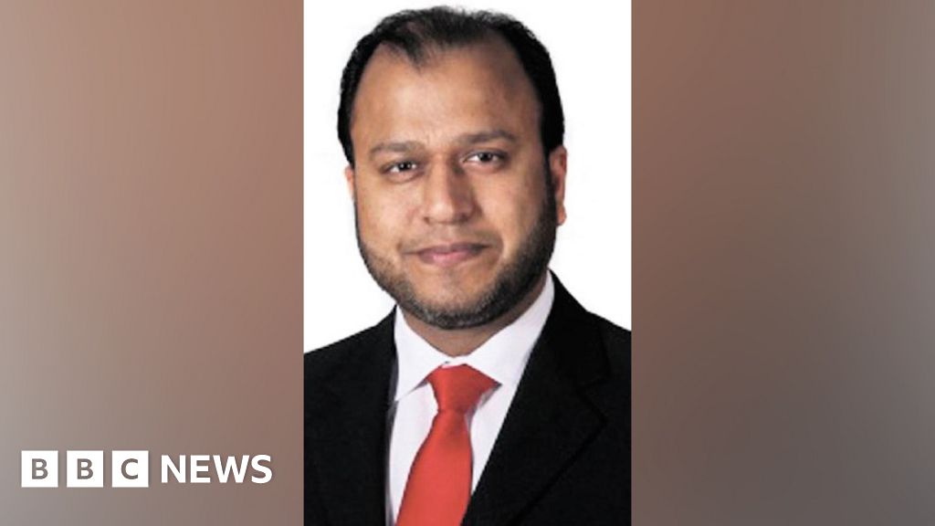 Newport doctor Ibrahim Hayat struck off for sexual misconduct - BBC News