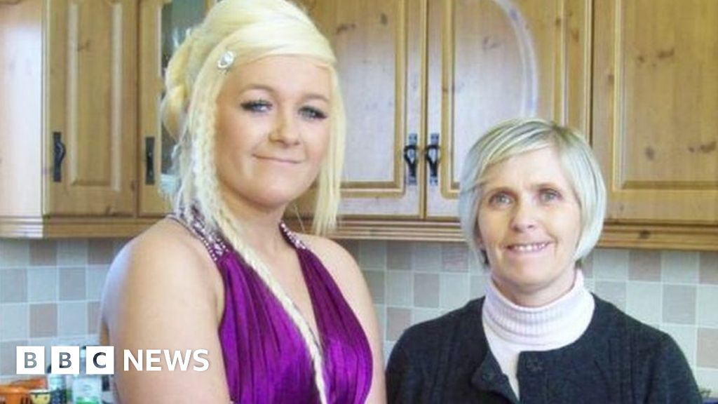 A5 road project: Crash victim's mother wants work to begin - BBC News