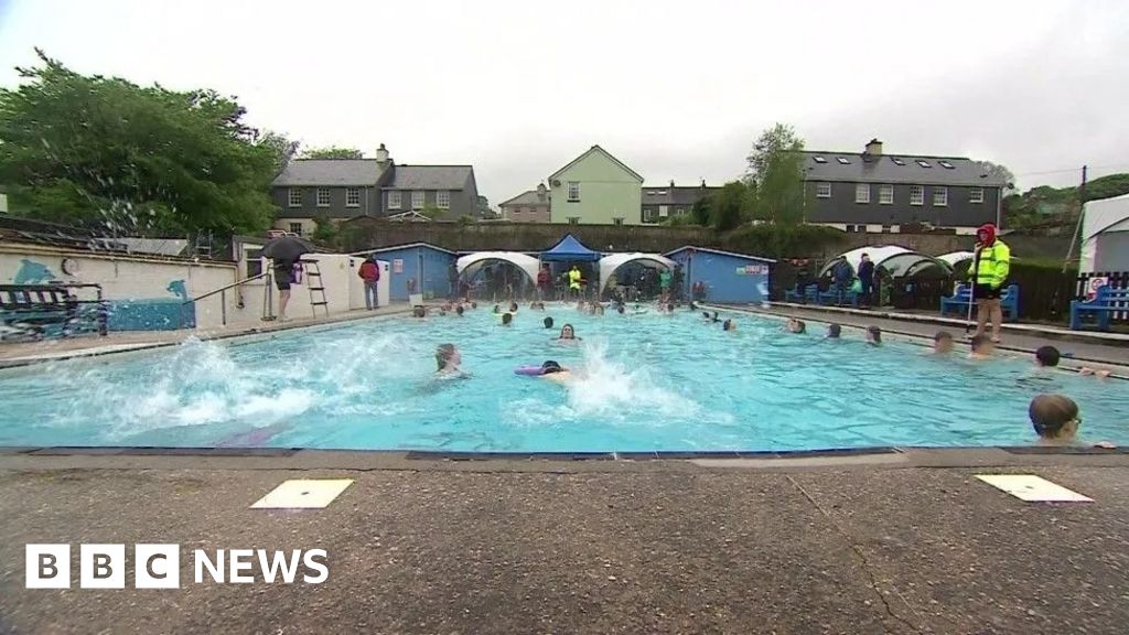 Ashburton swimming pool saved by its community
