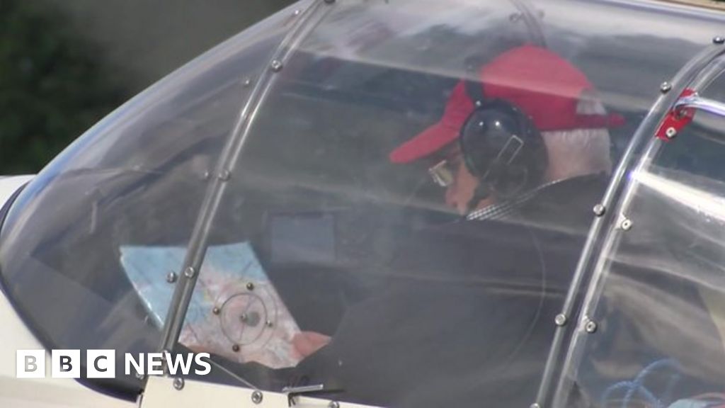'Impounded' aircraft flies out of former Plymouth airport - BBC News