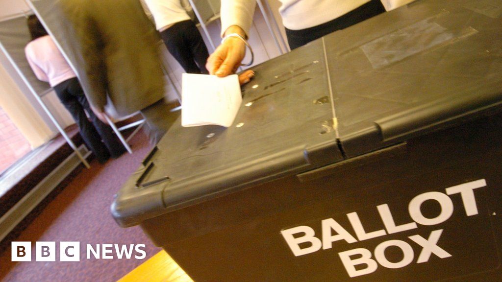Counting begins as polls in Kent County Council elections - BBC News