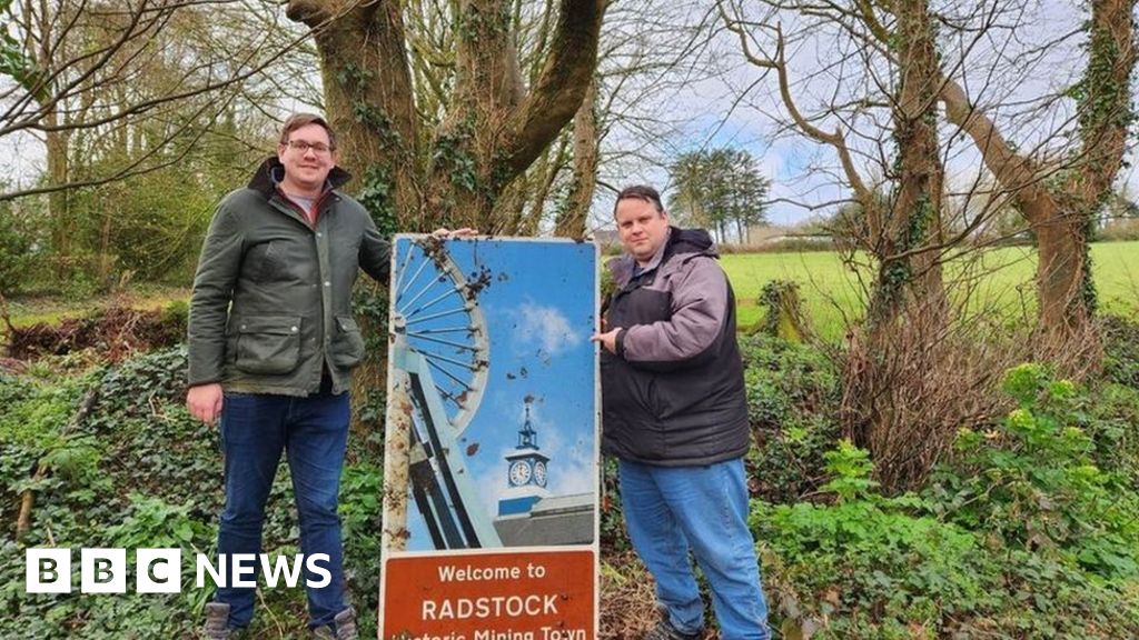 Missing Radstock sign found 150 miles away returned - BBC News