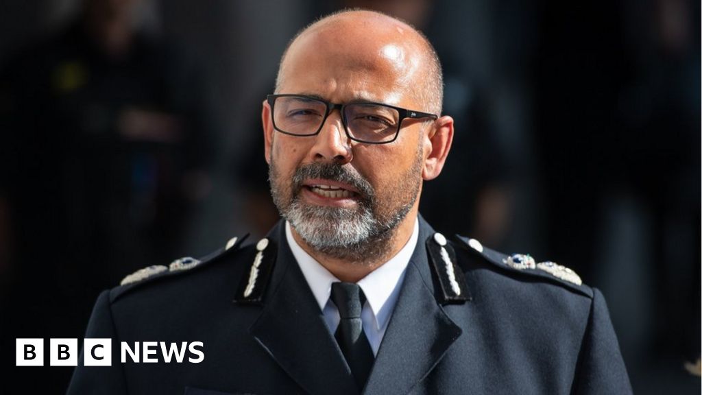 Fastest-growing UK terror threat 'from far-right' Fastest-growing UK terror threat 'from far-right'