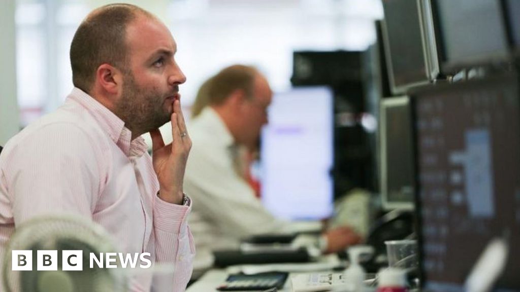 FTSE 100 recovers to reach another record close - BBC News