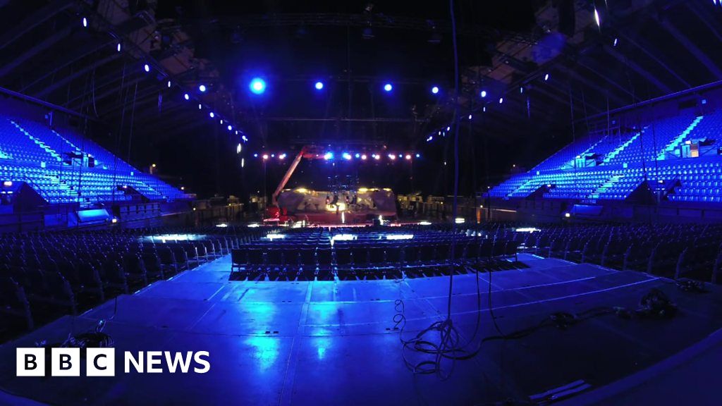 An arena for 6000 - BBC News