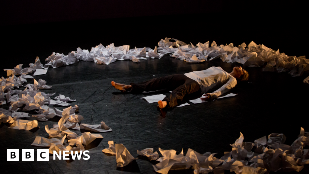 Dundee dance company to perform at 9/11 Memorial Museum - BBC News