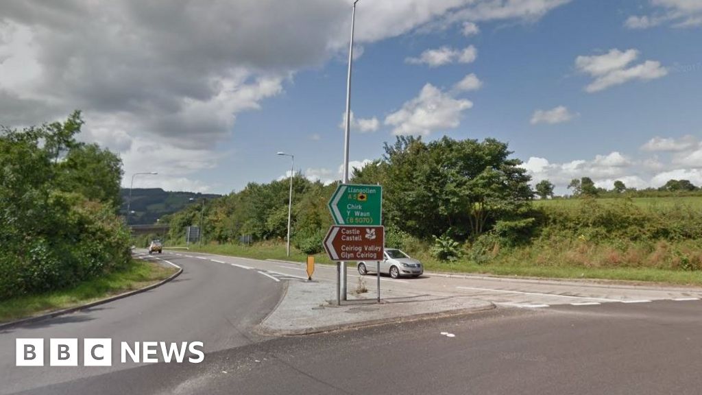Delays after milk spill on the A5 Chirk bypass - BBC News