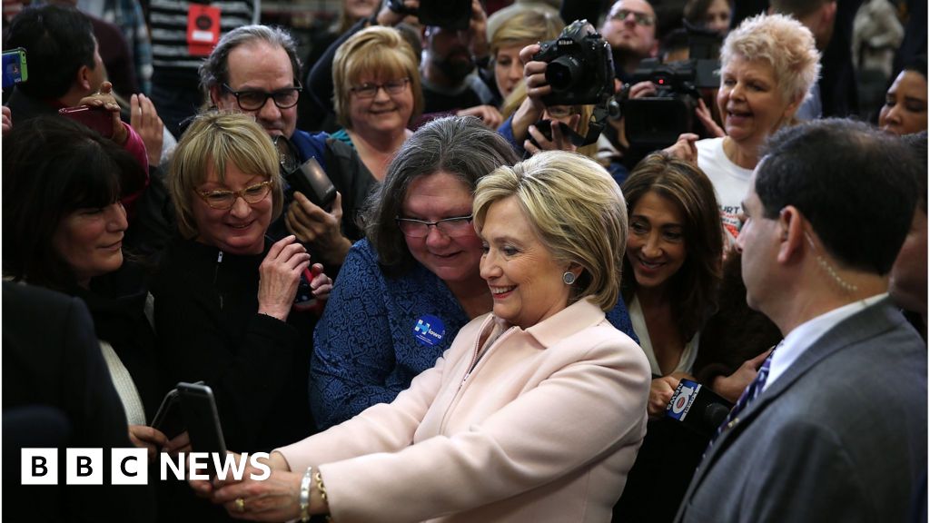 Hillary Clinton campaigns in Iowa - BBC News