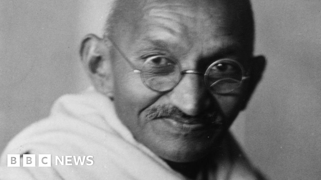 Gandhi's glasses left in Bristol auctioneer's letterbox