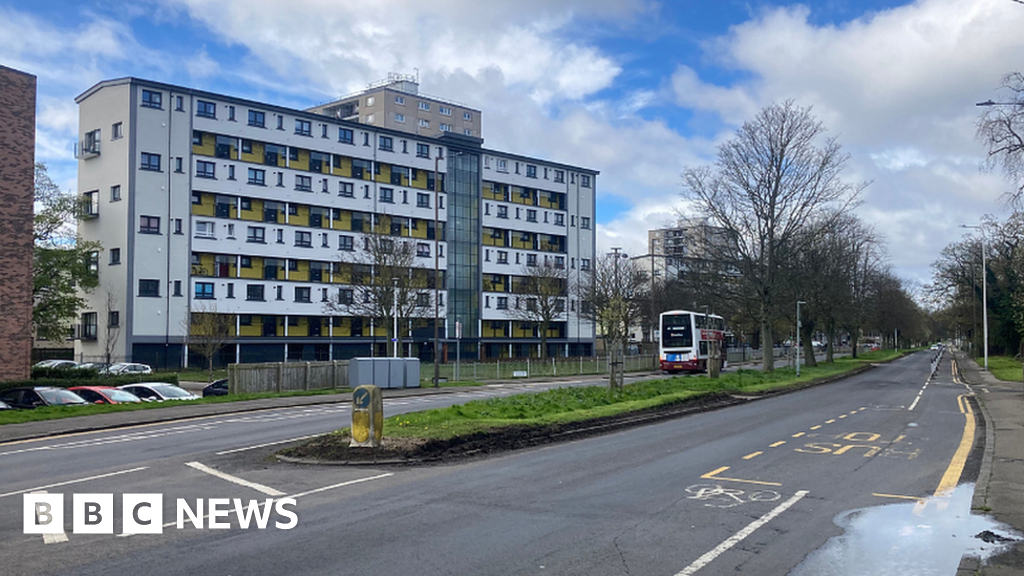 Man charged after woman hurt in Edinburgh hit-and-run crash - BBC News