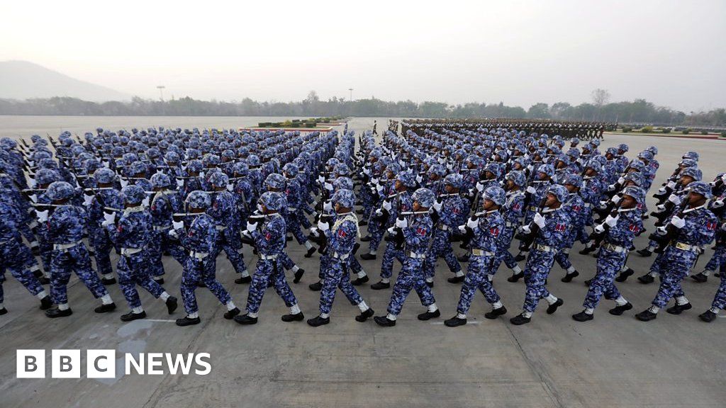 Rare look at Myanmar military celebrations - BBC News